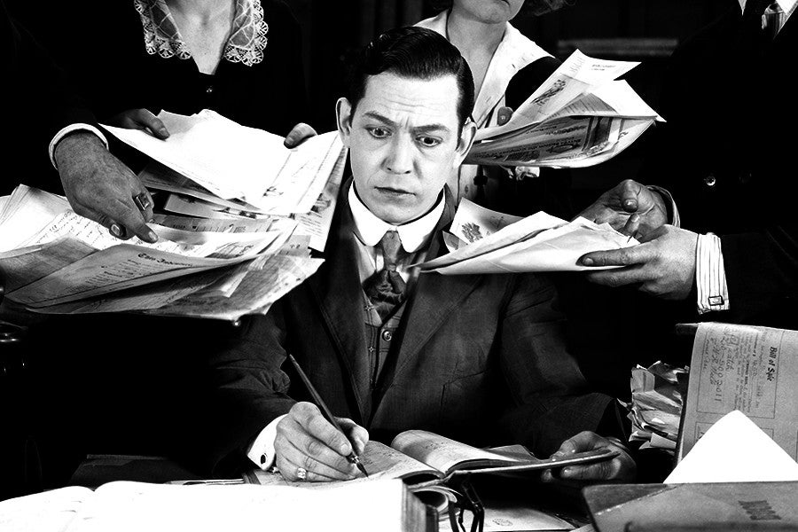 Helping Your Coworkers Too Much Turns You Into a Selfish Employee