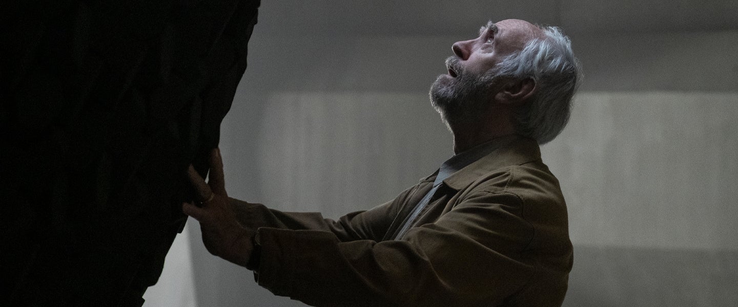 ‘Tales From the Loop’ Is a Great Sci-Fi Show About How Sad and Lonely ...