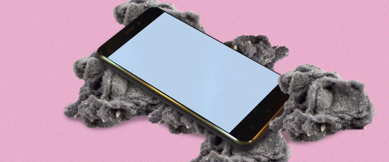 iPhone Not Charging? How to Clean Your Charging Port