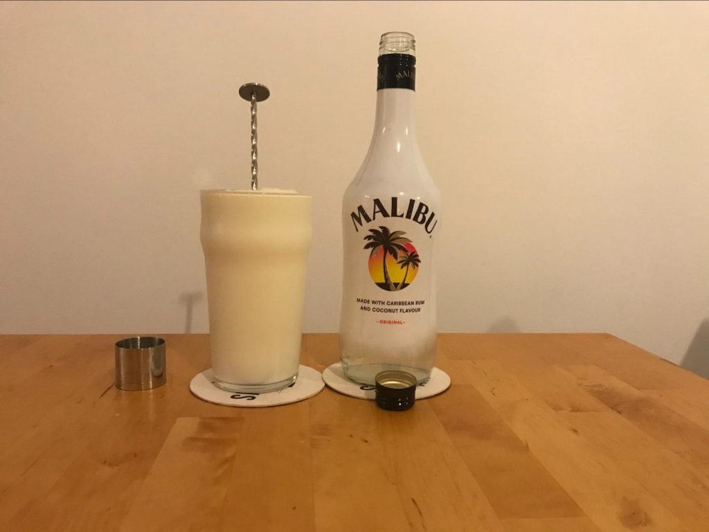 Bodybuilding Cocktail Recipes: Booze + Whey Protein = Yum!